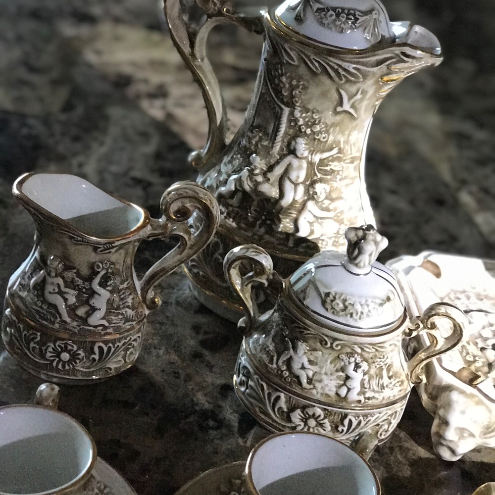 R. Capodimonte Tea Set - Gem